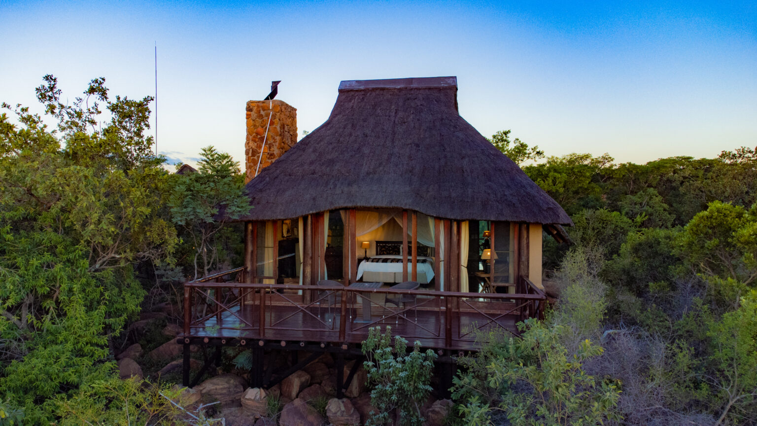 Nungubane Game Lodge - Siyeza Safaris