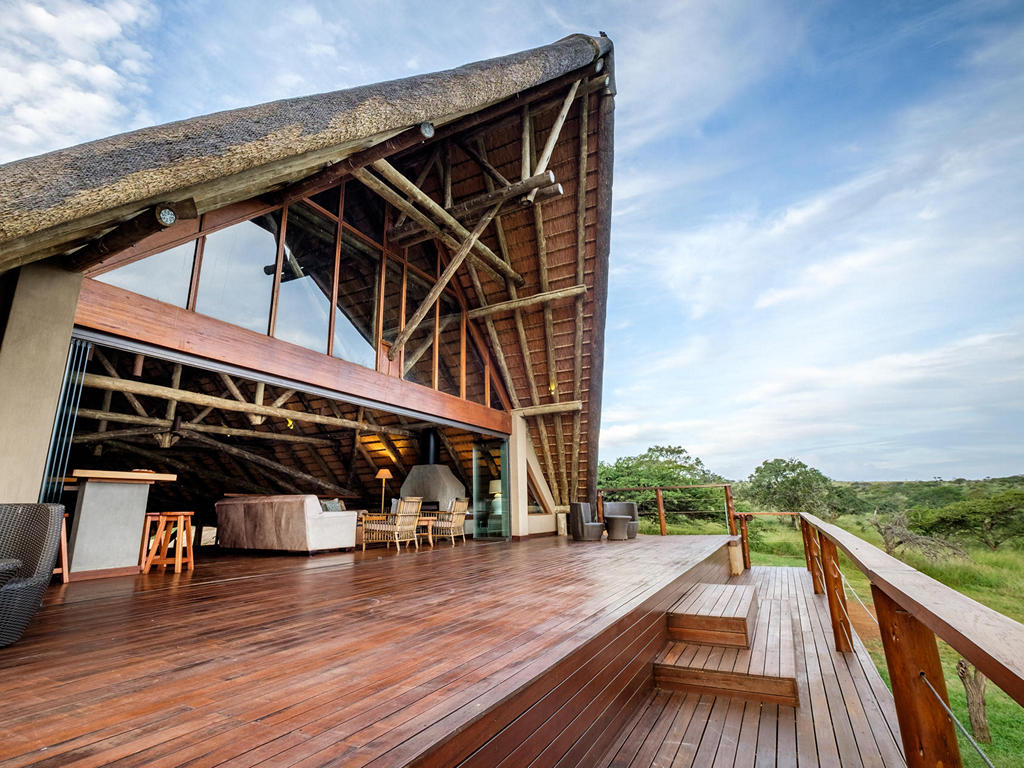 Mavela Game Lodge - Siyeza Safaris