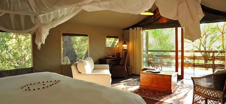 Thakadu River Camp - Siyeza Safaris